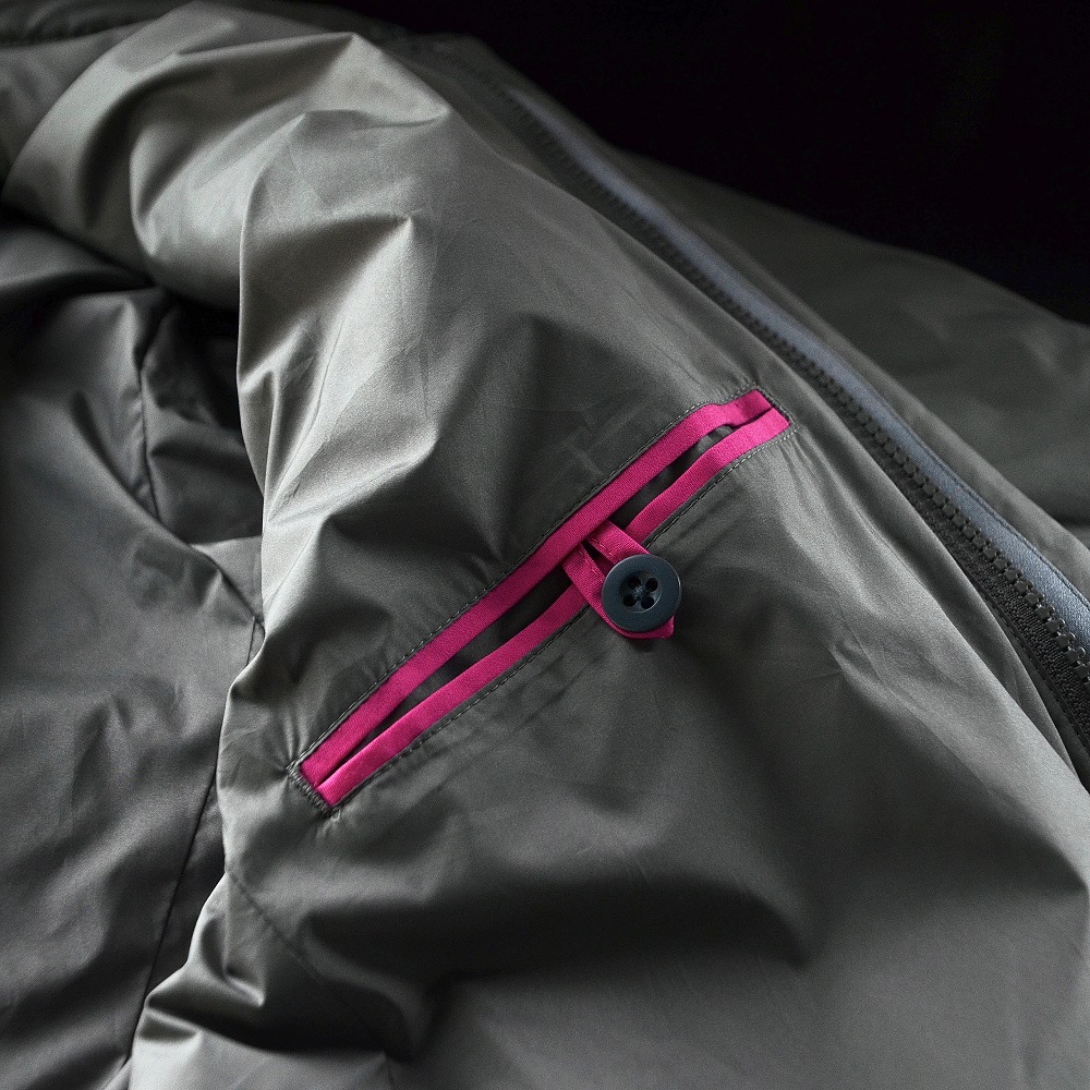 【nonnaitive】“HIKER PUFF JACKET POLY TAFFETA DICROS🄬” “HIKER EASY PANTS POLY TAFFETA DICROS🄬 WITH ...