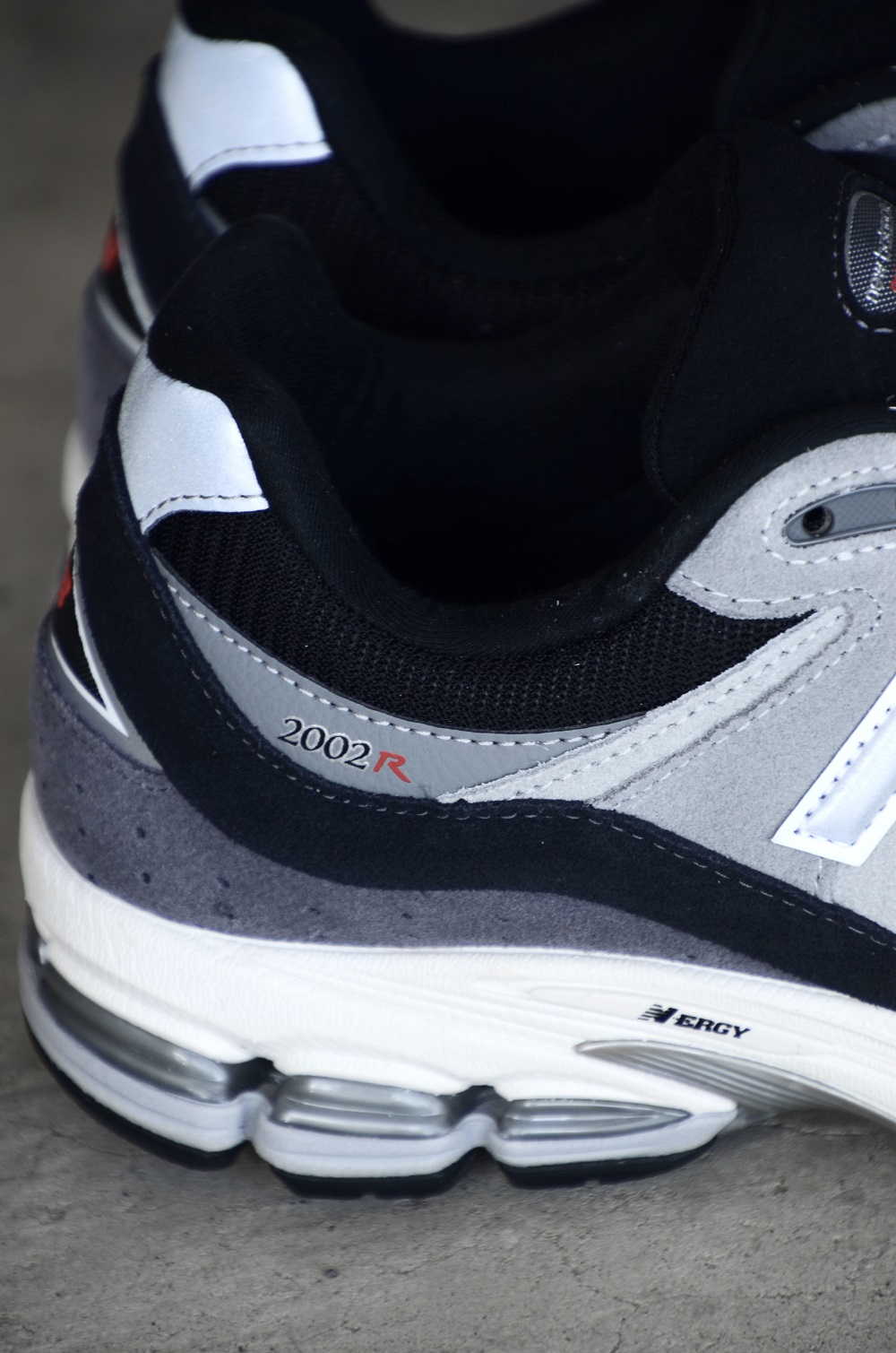 【New Balance】“M2002RSG” “M2002RSI” 欠かせない一足 | CIENTO BLOG