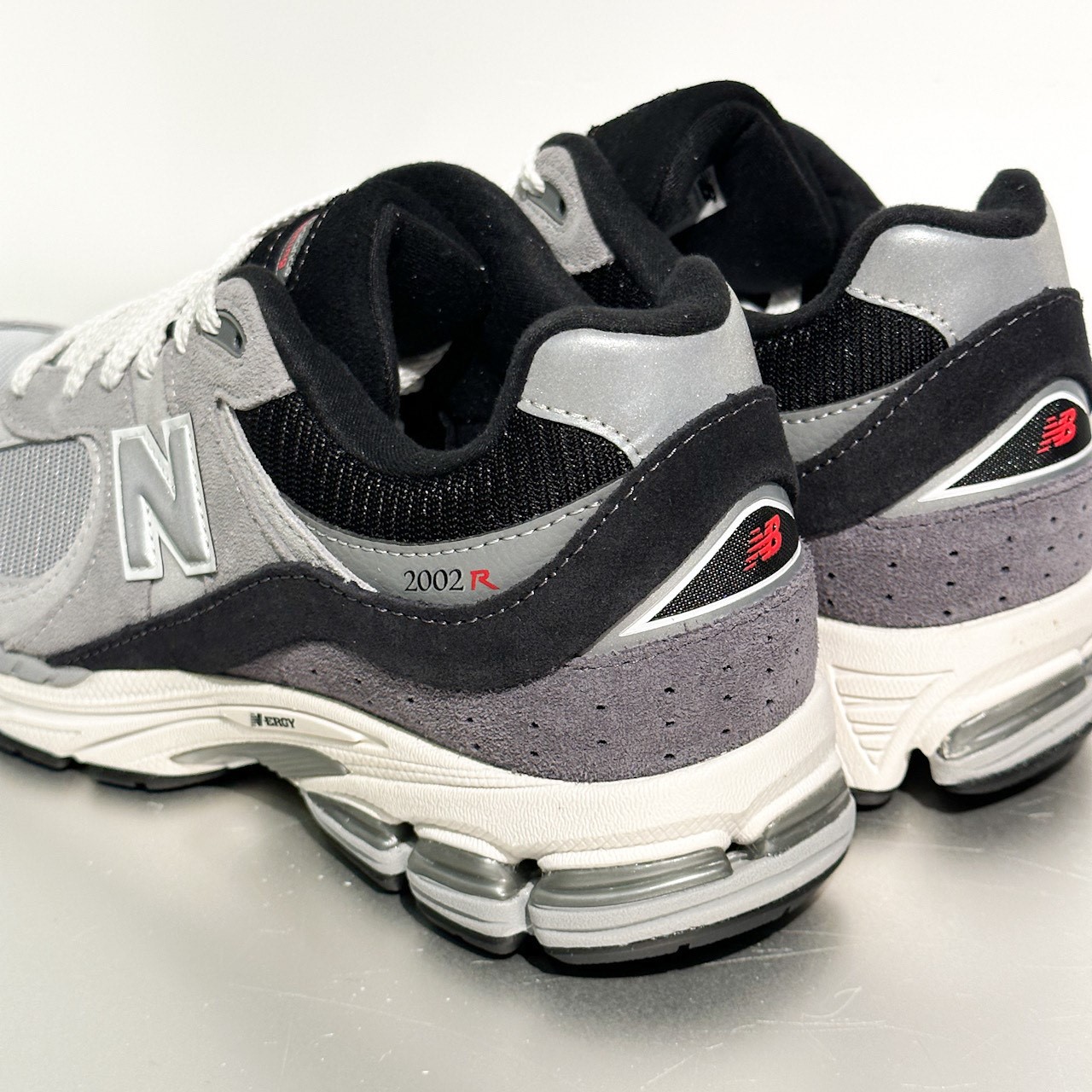 【NEW BALANCE】- 8月18日発売のM2002Rの新色- | CIENTO BLOG