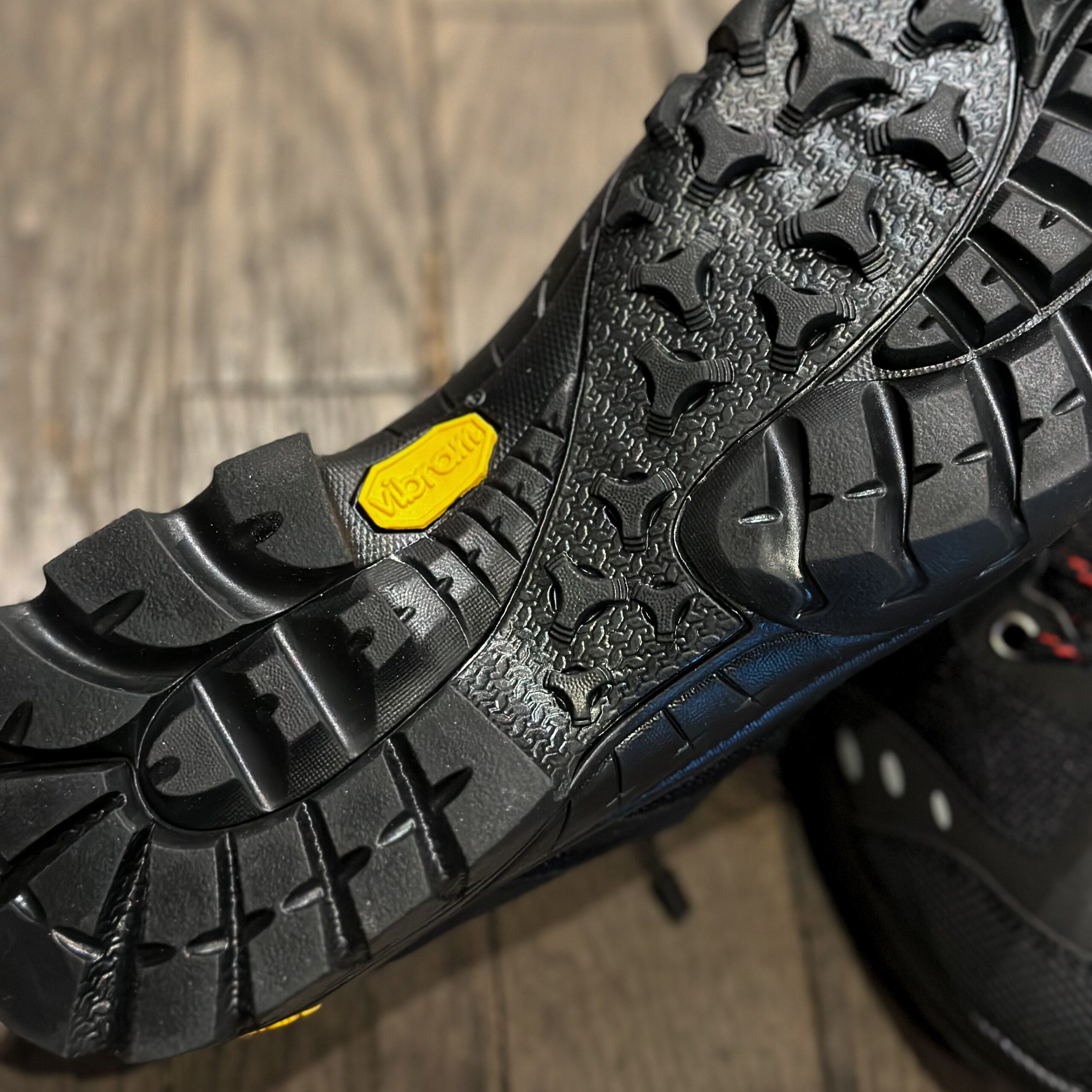 【REPRODUCTION OF FOUND】-RUSSIAN MILITARY TRAINER- | CIENTO BLOG