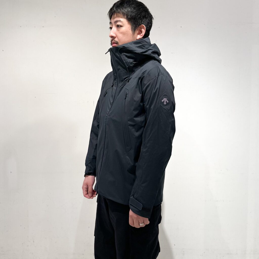【DESCENTE ALLTERRAIN】-HARD SHELL JACKET ”CREAS”- | CIENTO BLOG
